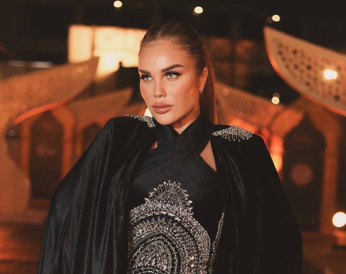 نيكول سابا تمازح الجمهور بأحدث جلسة تصوير | مجلة لها